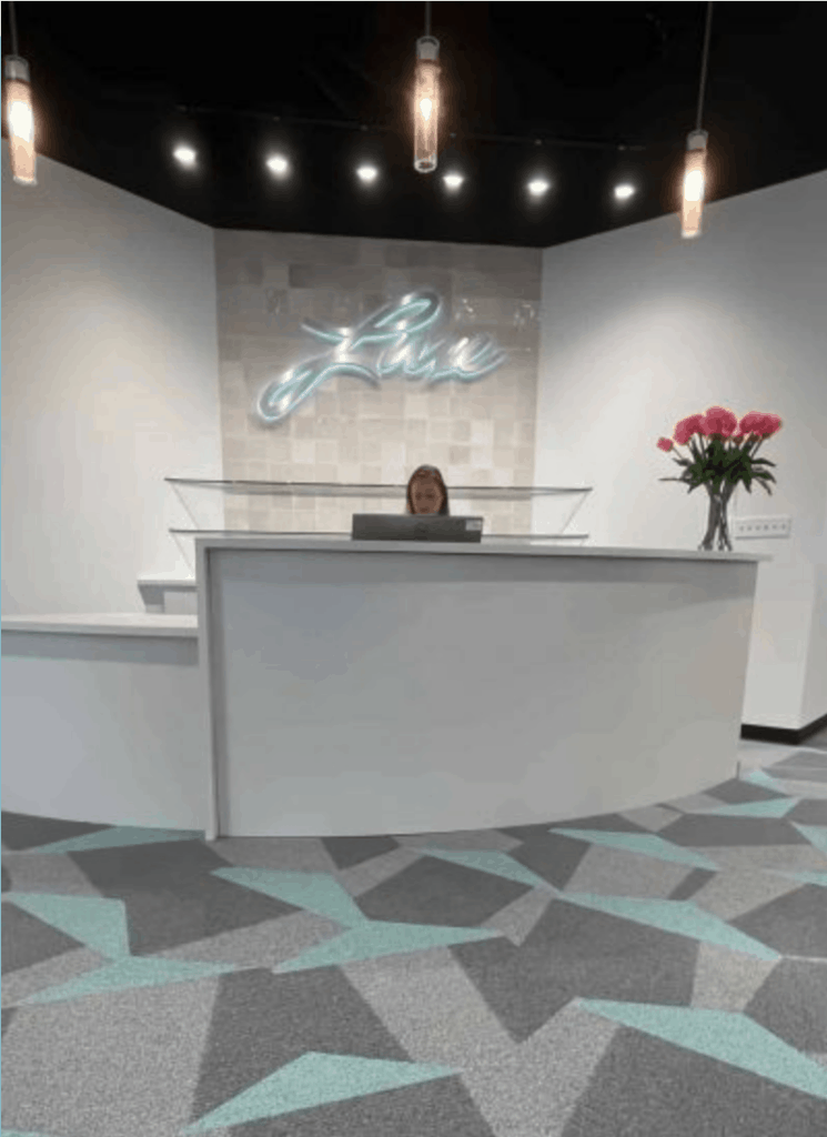 Leasing Information | Luxe Salon Suites